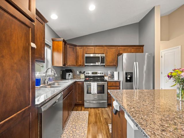 1335 Waters Way