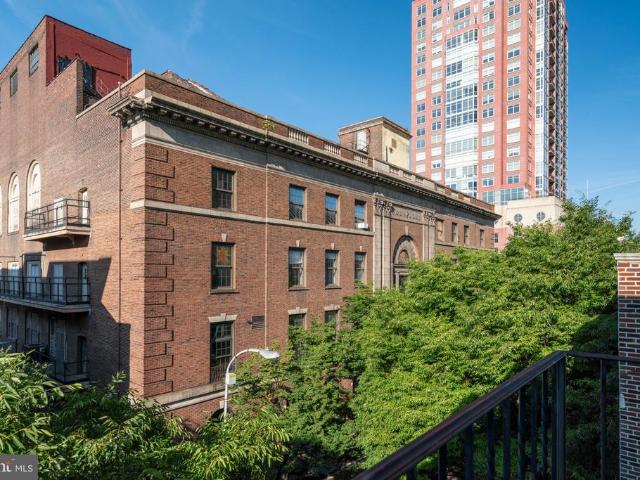 1335 1 Pine Street # 401