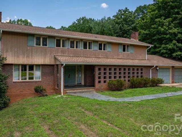 1335 36th Avenue Dr NE Unit 20 27 /D, Hickory, NC 28601