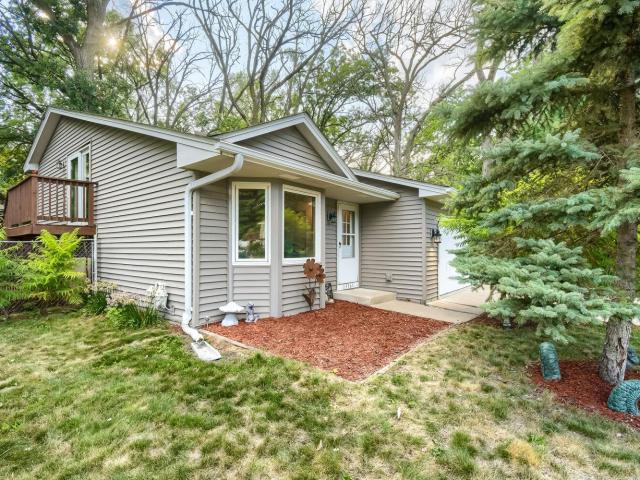 13361 Wellington Circle