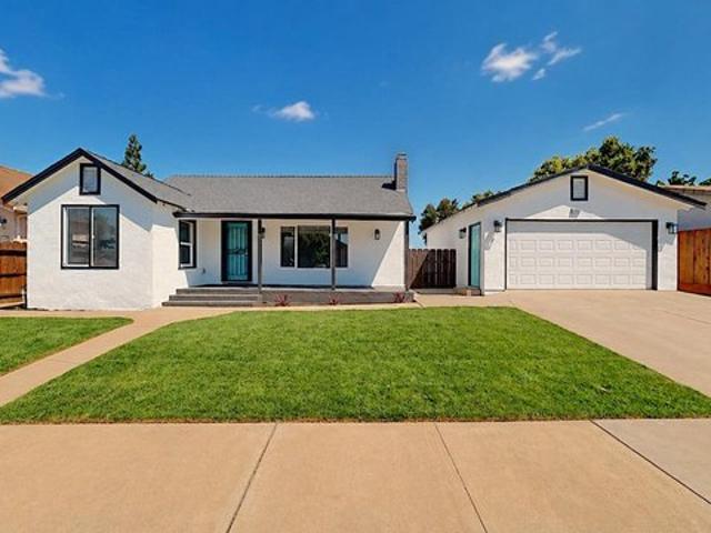 13361 Bentley St, Waterford, CA 95386