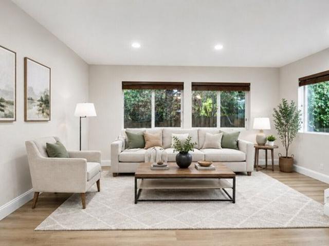 13367 Ambaum Blvd SW, Burien, WA 98146