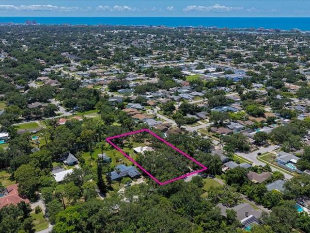 13366 th Ave, Largo, FL 33774
