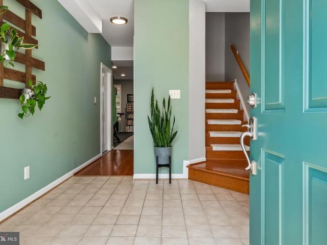 13368 Colchester Ferry Place