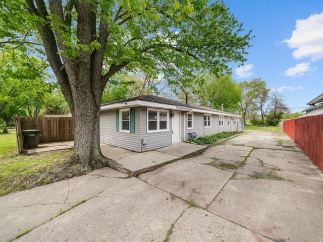 1336 Carbaugh Ave, Rockford, IL 61101