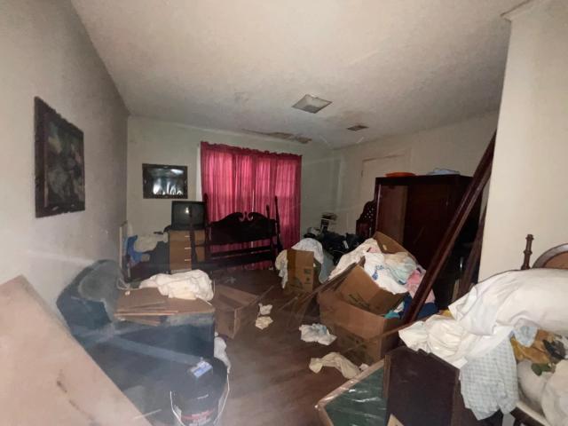 1336 Hyde Park Blvd