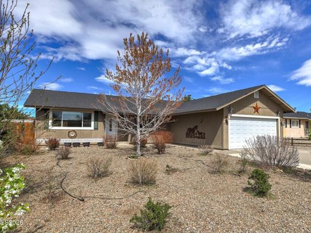 1336 Honeybee Ln, Gardnerville, NV 89460