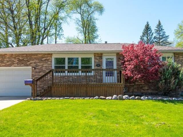 1336 Lincoln St, Hobart, IN 46342