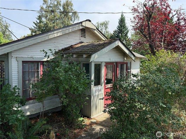 1336 7th St, Port Townsend, WA 98368