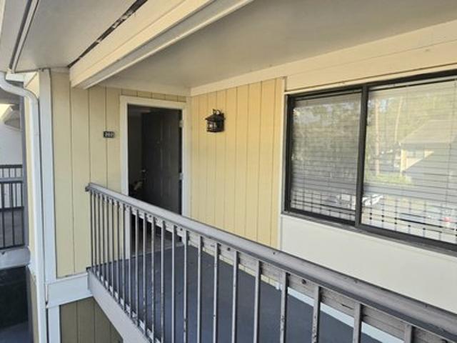 13373 Arbor Pointe Cir Apt 202, Tampa, FL 33617