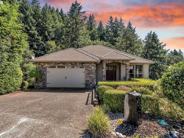 13370 SE Woodland Cir, Happy Valley, OR 97086