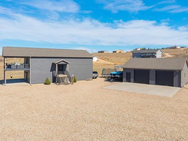 13378 Sunset Ln, Hot Springs, SD 57747