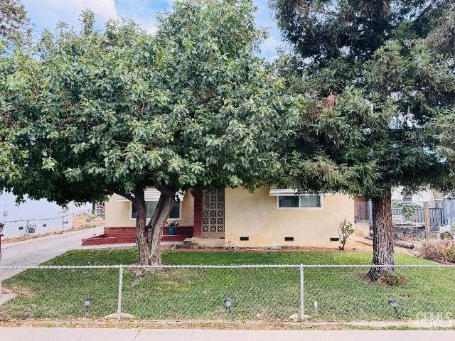 1337 Castaic Avenue