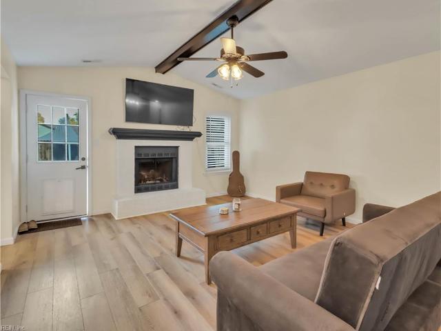 1337 Crane CRES