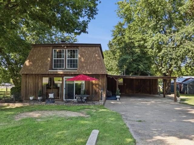 1337 E Leisure Ln, Cleveland, OK 74020