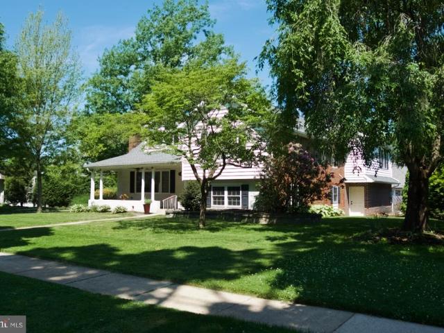 1337 Girard Avenue