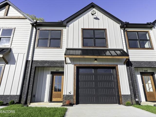 1337 Grace Ridge Dr, Sevierville, TN 37862