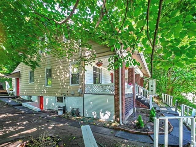 1337 Greensburg Pike