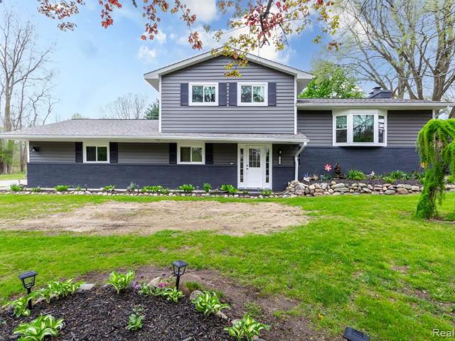 1337 Haines Road