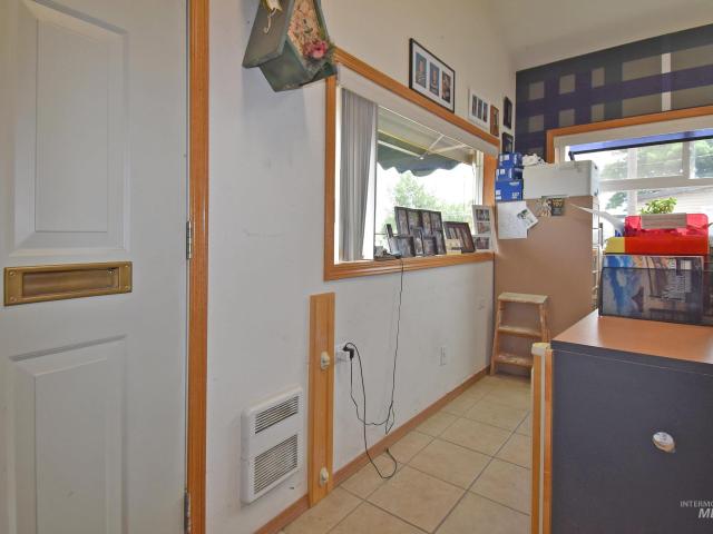 1337 Highland Avenue