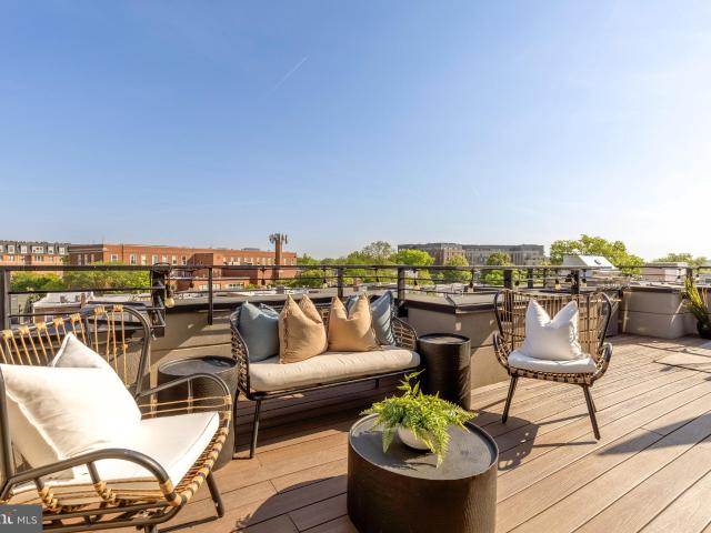 1337 K St SE, Unit PH3, Washington, DC 20003 | MLS #DCDC2258
