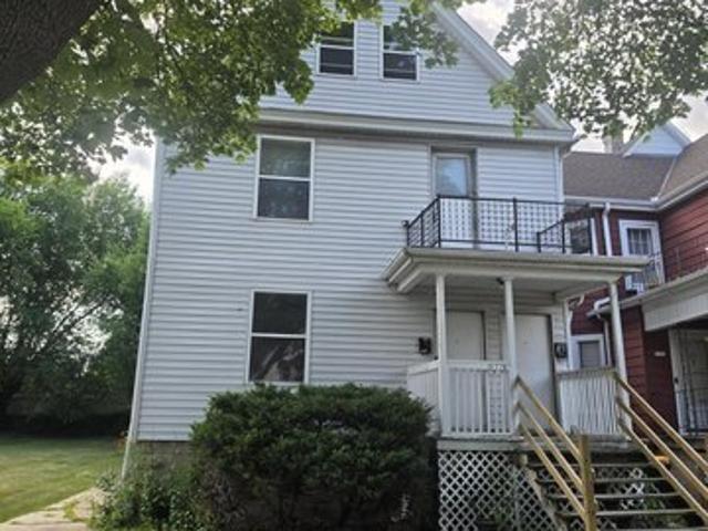 1337 S 63rd St, West Allis, WI 53214