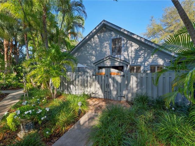 1337 Solana Rd, Unit K9, Naples, FL 34103 | MLS #225084