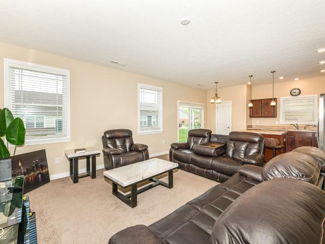 13381 N Carefree Court
