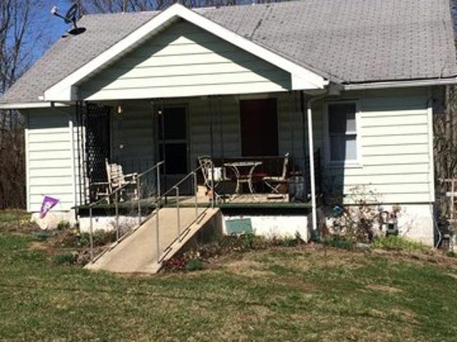13382 W 450 Rd N, Linton, IN 47441
