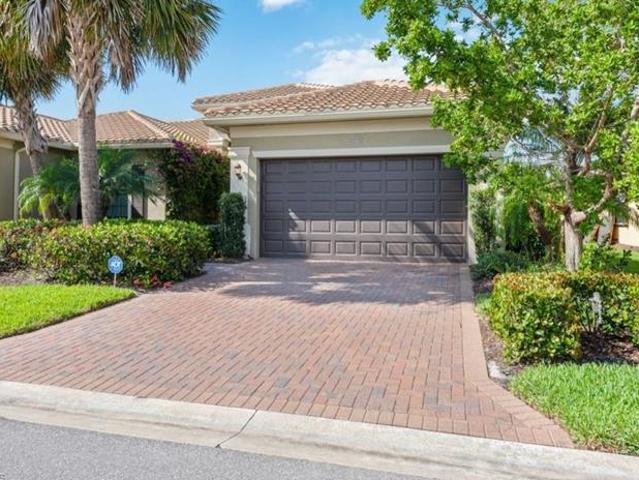 13382 Silktail Dr, Naples, FL 34109