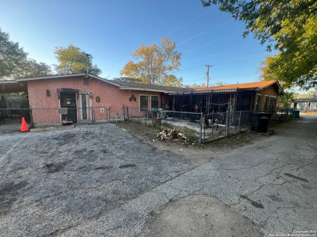 1338 Merida St, San Antonio, TX 78207 | MLS #1934 | Compass
