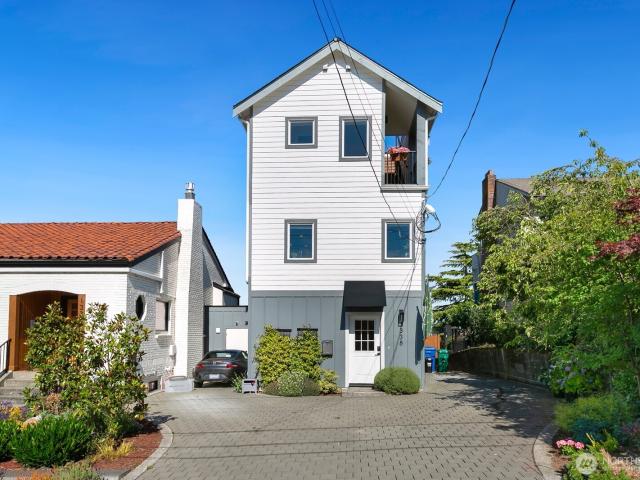 1338 California Ave SW