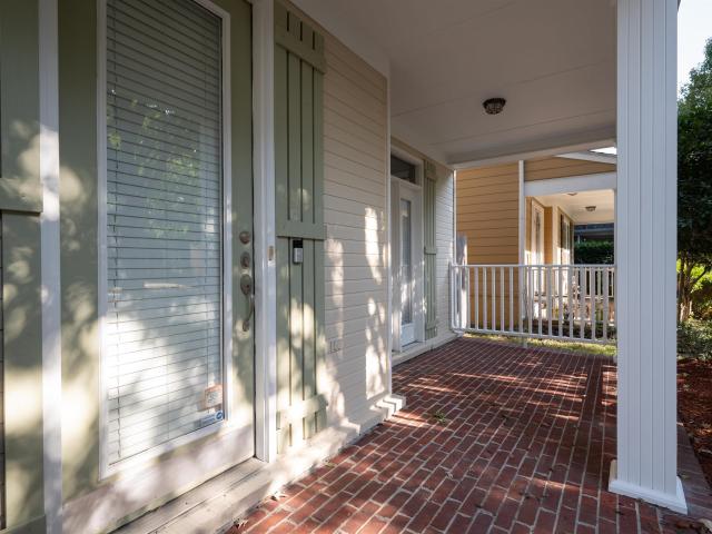 1338 e island pl
