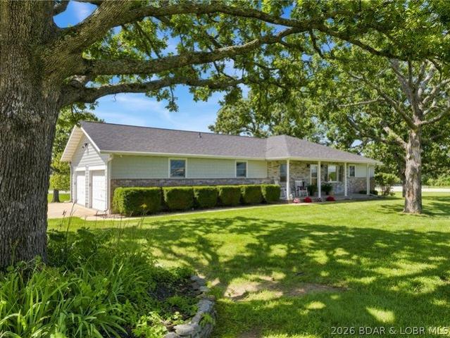1338 Elliott Dr, Macks Creek, MO 65786