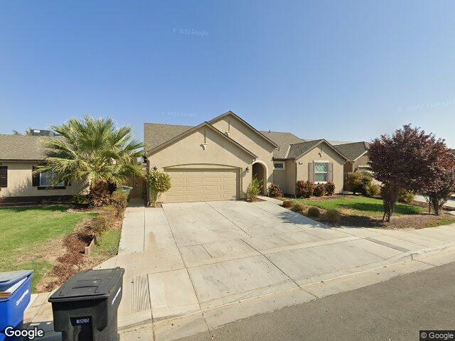 1338 Hoover Way, Hanford, CA 93230