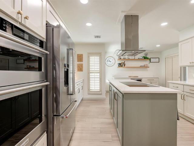 1338 Lowrie Lane