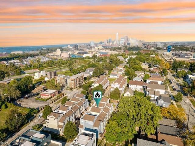 1338 W 54th St, Cleveland, OH 44102