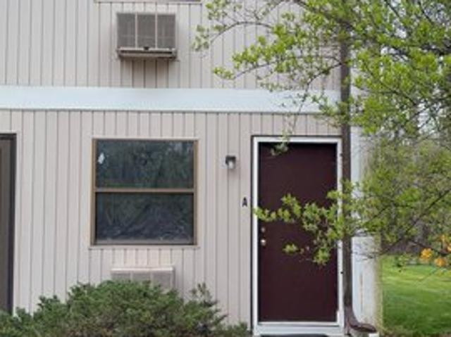 1338 W Wyomissing Ct Apt A, West Lawn, PA 19609