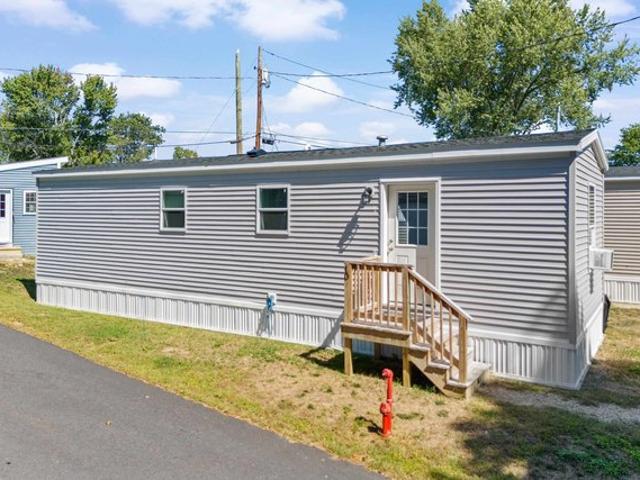 1338 Woodbury Ave Unit 10, Portsmouth, NH 03801
