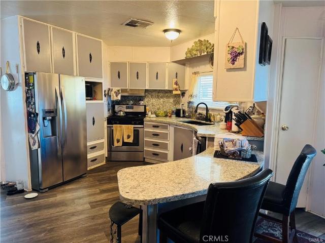 13393 Mariposa Rd 281