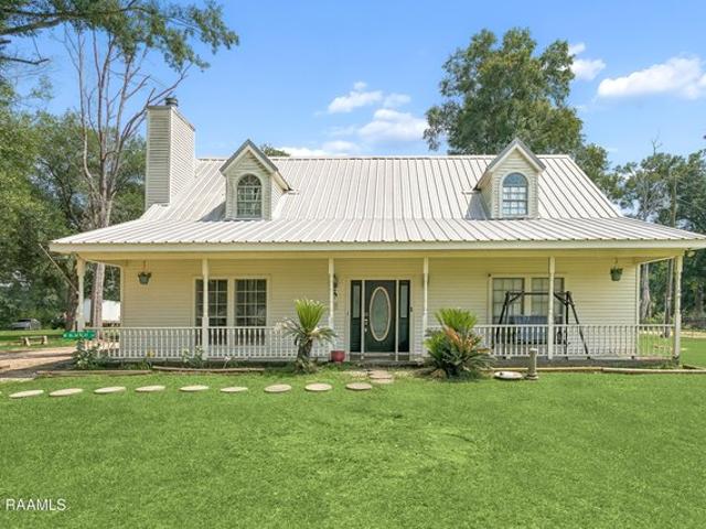 13392 Black Cat Rd, Tickfaw, LA 70466
