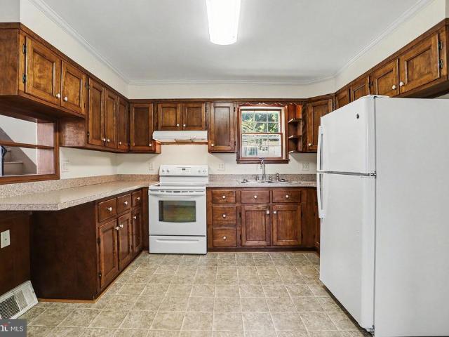 13395 Pennersville Road