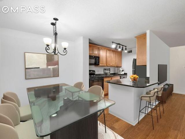 1339 N Dearborn St 7D, Chicago, IL