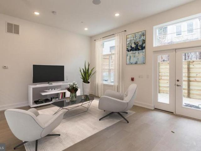 1339 N Marston St #2 Philadelphia, PA 19121