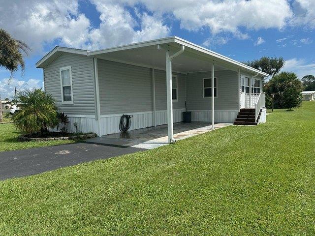 1339 Old Lakeport Rd NW Unit 14, Moore Haven, FL 33471
