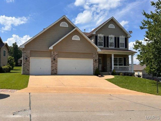 1339 Durham Dr, Herculaneum, MO 63048