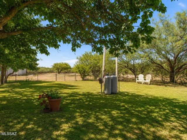 1339 E Roosevelt Rd, Huachuca City, AZ 85616