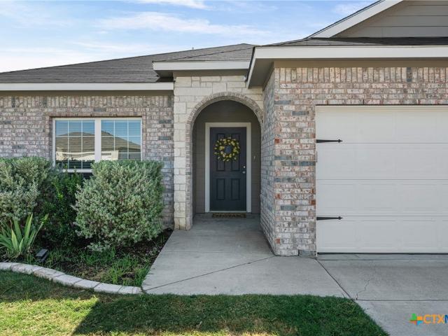 1339 Lakeway Crossing Drive