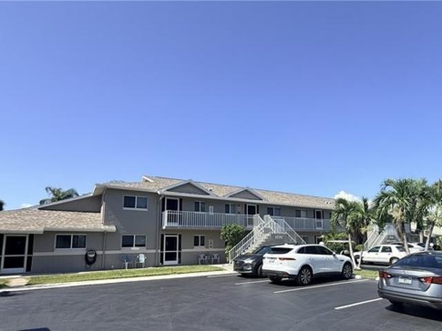 1339 SE 46th Ln Unit 8, Cape Coral, FL 33904