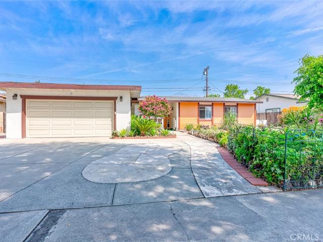 1339 W 11th St, Upland, CA 91786 | MLS #PW26077 | Compass